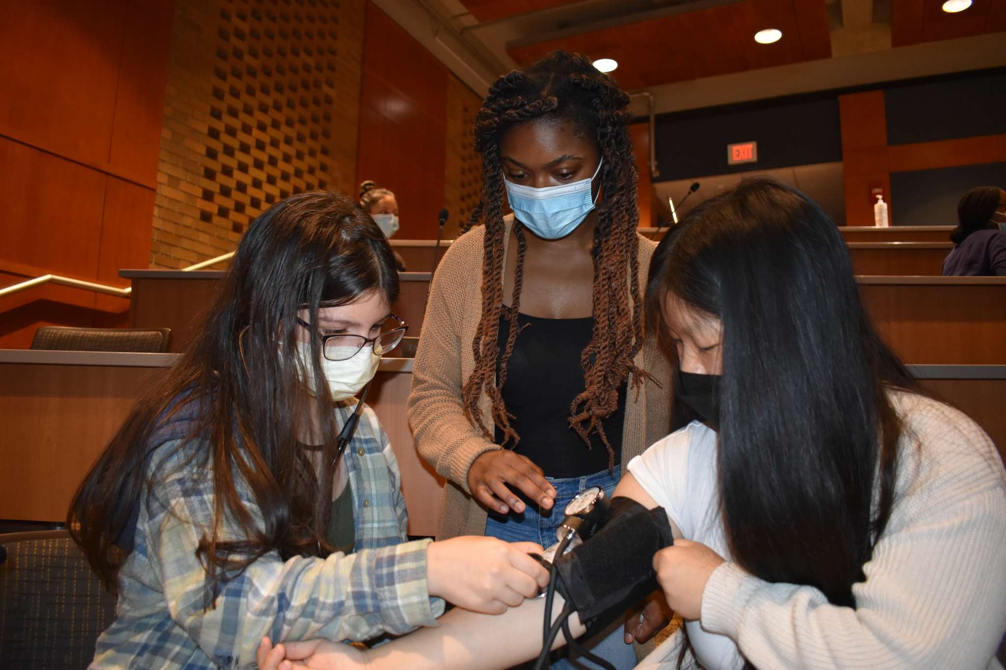 Health Science and Medical Career Pathway Programs For High School ...